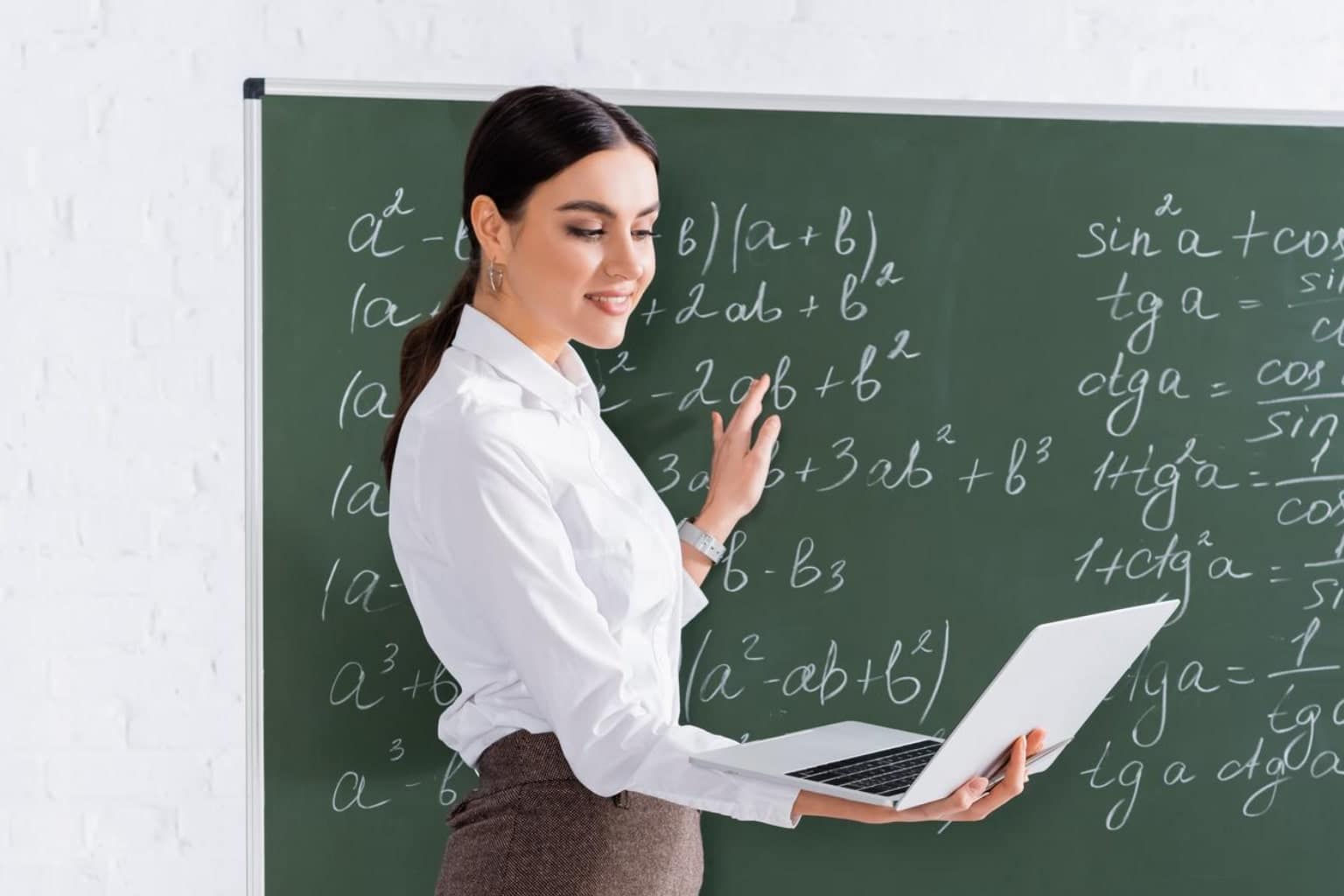 How To Become A Teacher In India Career Flyes