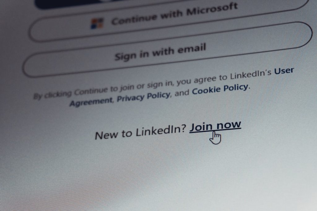 How to Close a Microsoft Account Safely (Step-by-Step) » Career Flyes
